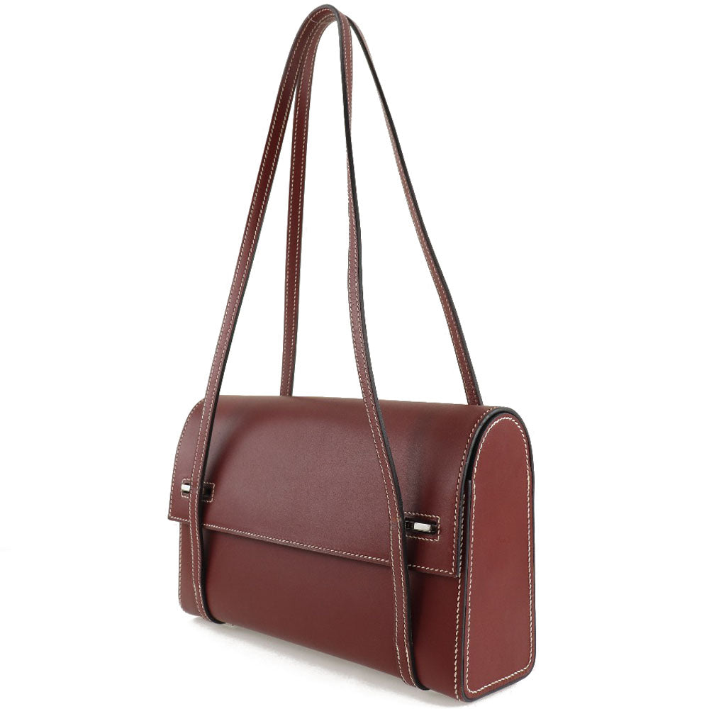 Facebook Pinterest Twitter