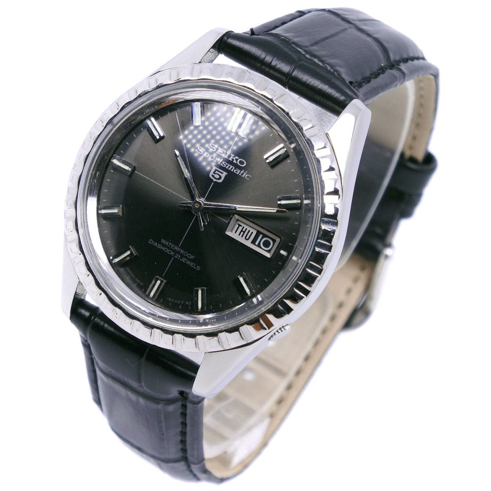 Facebook Pinterest Twitter