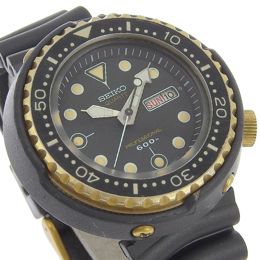 Facebook Pinterest Twitter